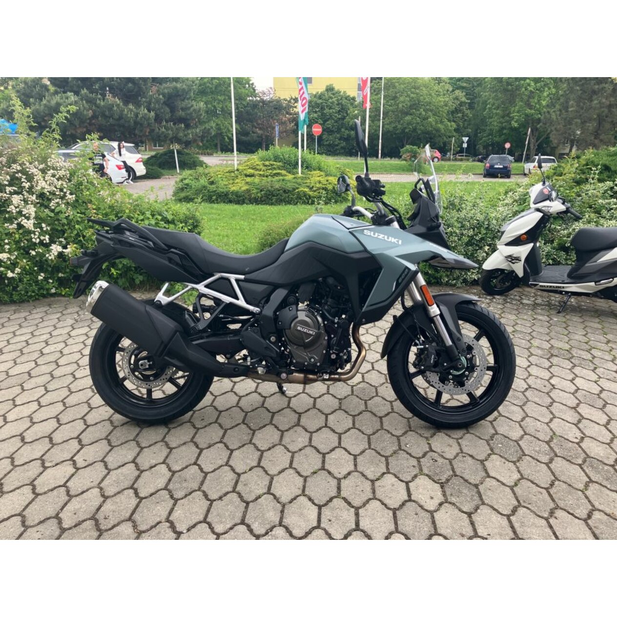 SUZUKI DL800 ZELENÁ | Styx.sk