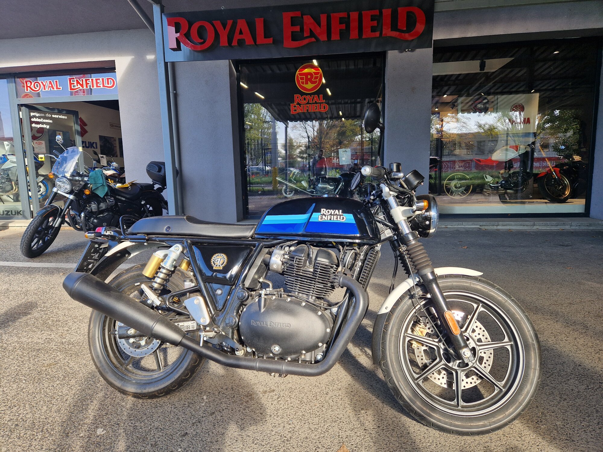 ROYAL ENFIELD CONTINENTAL SLIPSTREAM BLUE DEMO | Styx.sk