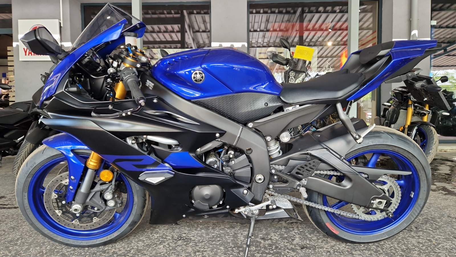 YAMAHA YZF-R6 | Styx.sk