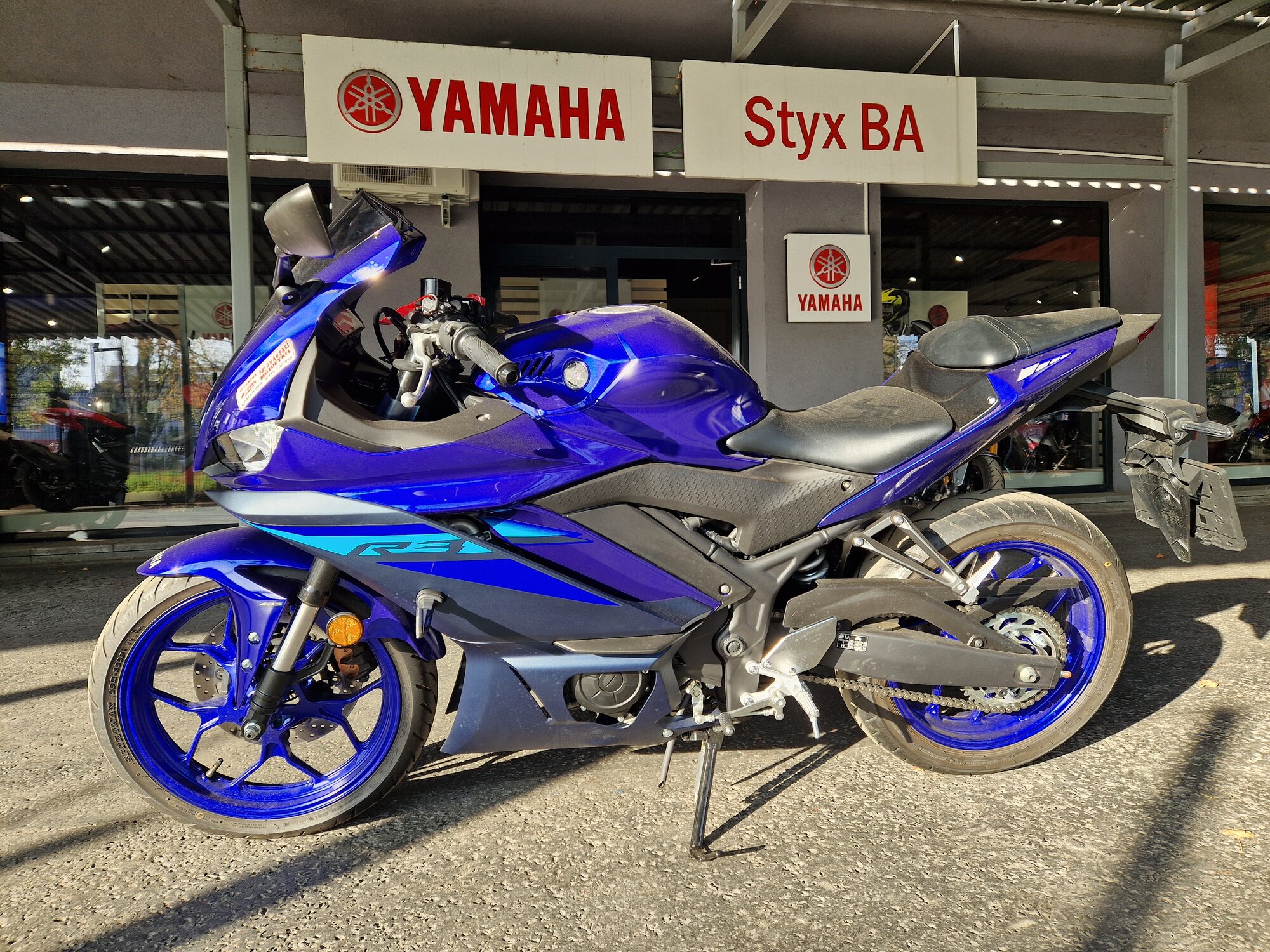 YZF R3 icon blue DEMO | Styx.sk